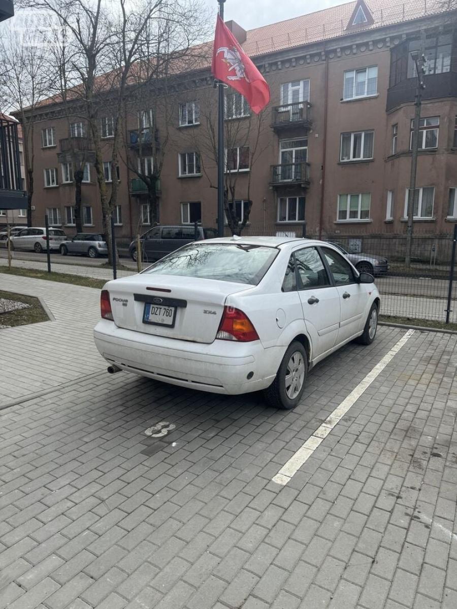 White Ford Focus 2008 in Klaipeda, with an engine capacity of 2.00 L and mileage of 180 thousand km for 600 €, photo 3 on AUTOMOTO.COM.LV