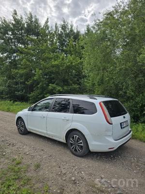 Balts Ford Focus 2008 Jelgava, ar dzinēja tilpumu 1.60 L un nobraukumu 252 tūkst. km par 600 €, foto 5 vietnē AUTOMOTO.COM.LV