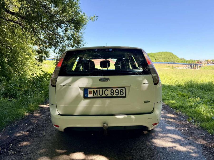 Balts Ford Focus 2009 Kauņa, ar dzinēja tilpumu 1.56 L un nobraukumu 250 tūkst. km par 2350 €, foto 5 vietnē AUTOMOTO.COM.LV