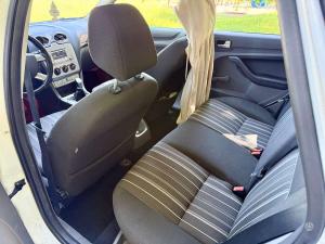 Balts Ford Focus 2009 Kauņa, ar dzinēja tilpumu 1.56 L un nobraukumu 250 tūkst. km par 2350 €, foto 12 vietnē AUTOMOTO.COM.LV