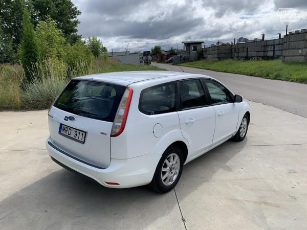 Balts Ford Focus 2010 Kauņa, ar dzinēja tilpumu 1.60 L un nobraukumu 320 tūkst. km par 1600 €, foto 4 vietnē AUTOMOTO.COM.LV