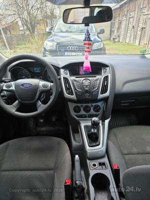 Balts Ford Focus 2011 Tapa, ar dzinēja tilpumu 1.60 L un nobraukumu 450 tūkst. km par 3499 €, foto 5 vietnē AUTOMOTO.COM.LV