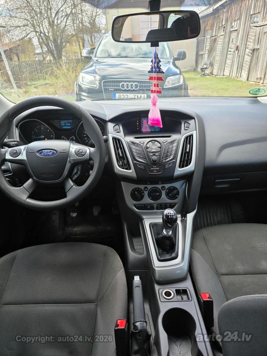 Balts Ford Focus 2011 Tapa, ar dzinēja tilpumu 1.60 L un nobraukumu 450 tūkst. km par 3499 €, foto 5 vietnē AUTOMOTO.COM.LV