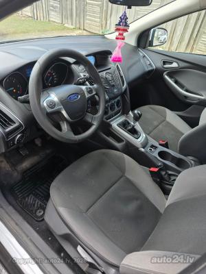 Balts Ford Focus 2011 Tapa, ar dzinēja tilpumu 1.60 L un nobraukumu 450 tūkst. km par 3499 €, foto 10 vietnē AUTOMOTO.COM.LV