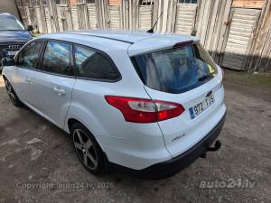 Balts Ford Focus 2011 Tapa, ar dzinēja tilpumu 1.60 L un nobraukumu 450 tūkst. km par 3499 €, foto 13 vietnē AUTOMOTO.COM.LV