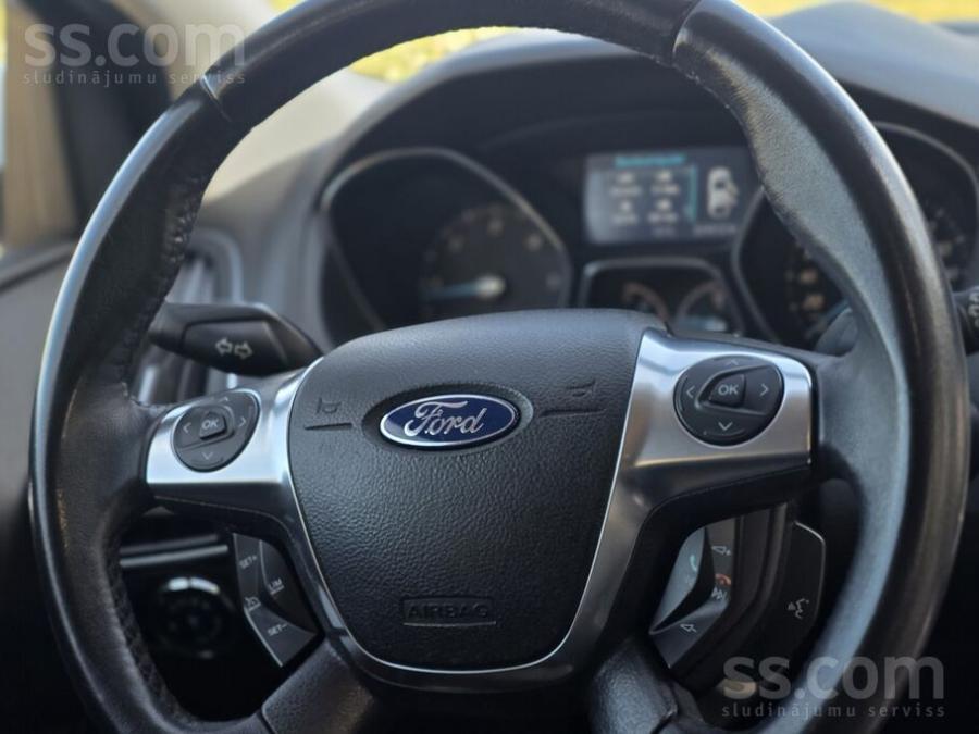 White Ford Focus 2011 in Liepaja, with an engine capacity of 1.60 L and mileage of 224 thousand km for 4500 €, photo 24 on AUTOMOTO.COM.LV