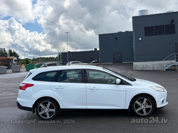 Balts Ford Focus 2011 Rapla, ar dzinēja tilpumu 1.60 L un nobraukumu 0 tūkst. km par 2200 €, foto 5 vietnē AUTOMOTO.COM.LV