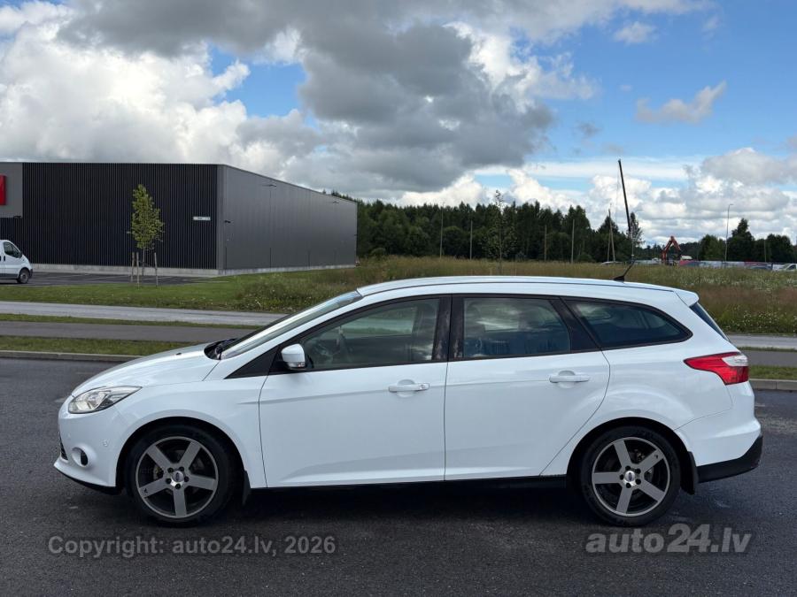 White Ford Focus 2011 in Rapla, with an engine capacity of 1.60 L and mileage of 0 thousand km for 2200 €, photo 7 on AUTOMOTO.COM.LV