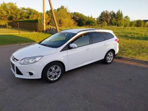 White Ford Focus 2011 in Marijampole, with an engine capacity of 1.60 L and mileage of 183 thousand km for 2750 €, photo 7 on AUTOMOTO.COM.LV