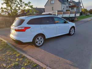 White Ford Focus 2011 in Marijampole, with an engine capacity of 1.60 L and mileage of 183 thousand km for 2750 €, photo 9 on AUTOMOTO.COM.LV