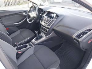 White Ford Focus 2011 in Marijampole, with an engine capacity of 1.60 L and mileage of 183 thousand km for 2750 €, photo 11 on AUTOMOTO.COM.LV