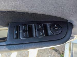 Balts Ford Focus 2011 Rīga, ar dzinēja tilpumu 1.60 L un nobraukumu 234 tūkst. km par 2790 €, foto 14 vietnē AUTOMOTO.COM.LV