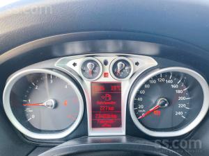 Balts Ford Focus 2011 Rīga, ar dzinēja tilpumu 1.60 L un nobraukumu 234 tūkst. km par 2790 €, foto 16 vietnē AUTOMOTO.COM.LV