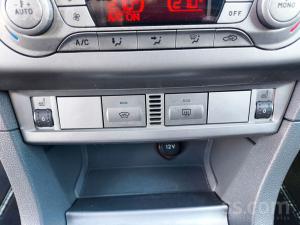 Balts Ford Focus 2011 Rīga, ar dzinēja tilpumu 1.60 L un nobraukumu 234 tūkst. km par 2790 €, foto 18 vietnē AUTOMOTO.COM.LV