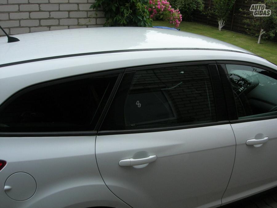 White Ford Focus 2012 in Kaunas, with an engine capacity of 1.60 L and mileage of 319 thousand km for 2199 €, photo 23 on AUTOMOTO.COM.LV