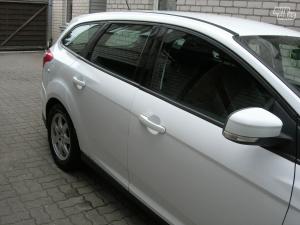 White Ford Focus 2012 in Kaunas, with an engine capacity of 1.60 L and mileage of 319 thousand km for 2199 €, photo 6 on AUTOMOTO.COM.LV