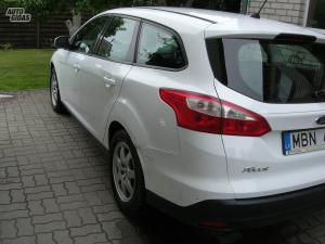 White Ford Focus 2012 in Kaunas, with an engine capacity of 1.60 L and mileage of 319 thousand km for 2199 €, photo 9 on AUTOMOTO.COM.LV