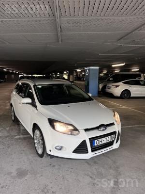 White Ford Focus 2013 in Riga, with an engine capacity of 2.00 L and mileage of 402 thousand km for 4100 €, photo 3 on AUTOMOTO.COM.LV