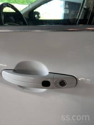 White Ford Focus 2013 in Riga, with an engine capacity of 2.00 L and mileage of 402 thousand km for 4100 €, photo 6 on AUTOMOTO.COM.LV