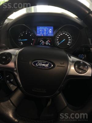 White Ford Focus 2013 in Riga, with an engine capacity of 2.00 L and mileage of 402 thousand km for 4100 €, photo 10 on AUTOMOTO.COM.LV