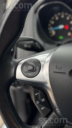 Balts Ford Focus 2013 Rīga, ar dzinēja tilpumu 1.00 L un nobraukumu 179 tūkst. km par 3300 €, foto 13 vietnē AUTOMOTO.COM.LV