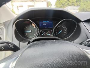 Balts Ford Focus 2013 Liepāja, ar dzinēja tilpumu 2.00 L un nobraukumu 379 tūkst. km par 3500 €, foto 12 vietnē AUTOMOTO.COM.LV
