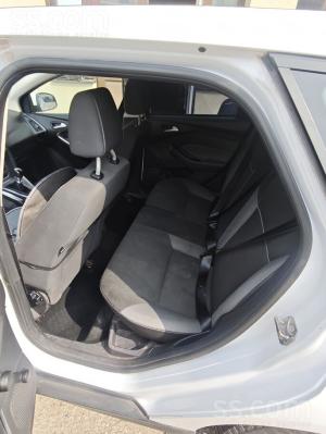 Balts Ford Focus 2013 Liepāja, ar dzinēja tilpumu 2.00 L un nobraukumu 379 tūkst. km par 3500 €, foto 13 vietnē AUTOMOTO.COM.LV
