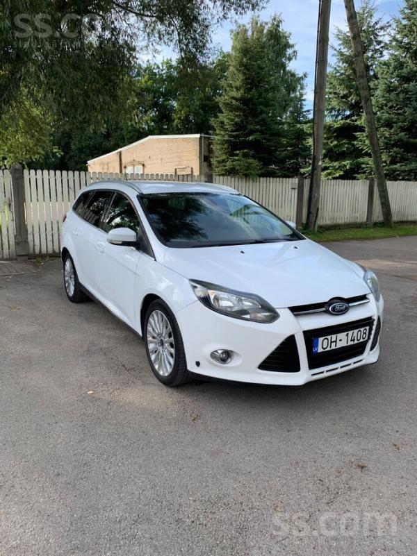 Balts Ford Focus 2013 Rīga, ar dzinēja tilpumu 2.00 L un nobraukumu 0 tūkst. km par 4100 €, foto 2 vietnē AUTOMOTO.COM.LV