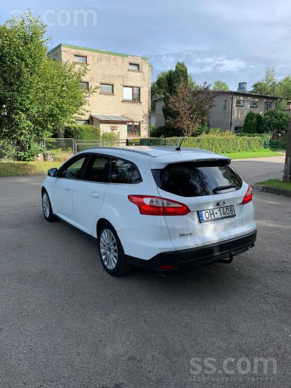 Balts Ford Focus 2013 Rīga, ar dzinēja tilpumu 2.00 L un nobraukumu 0 tūkst. km par 4100 €, foto 3 vietnē AUTOMOTO.COM.LV