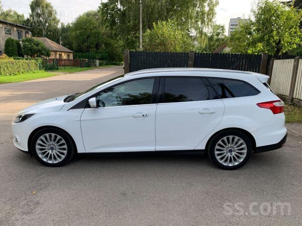 Balts Ford Focus 2013 Rīga, ar dzinēja tilpumu 2.00 L un nobraukumu 0 tūkst. km par 4100 €, foto 4 vietnē AUTOMOTO.COM.LV