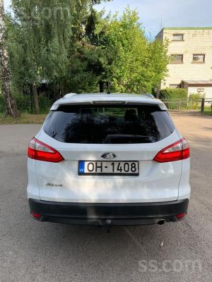 White Ford Focus 2013 in Riga, with an engine capacity of 2.00 L and mileage of 0 thousand km for 4100 €, photo 7 on AUTOMOTO.COM.LV