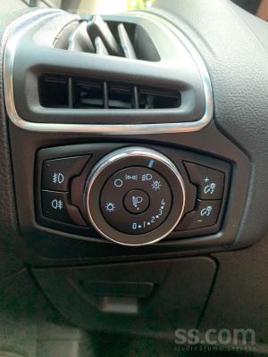 White Ford Focus 2013 in Riga, with an engine capacity of 2.00 L and mileage of 0 thousand km for 4100 €, photo 16 on AUTOMOTO.COM.LV