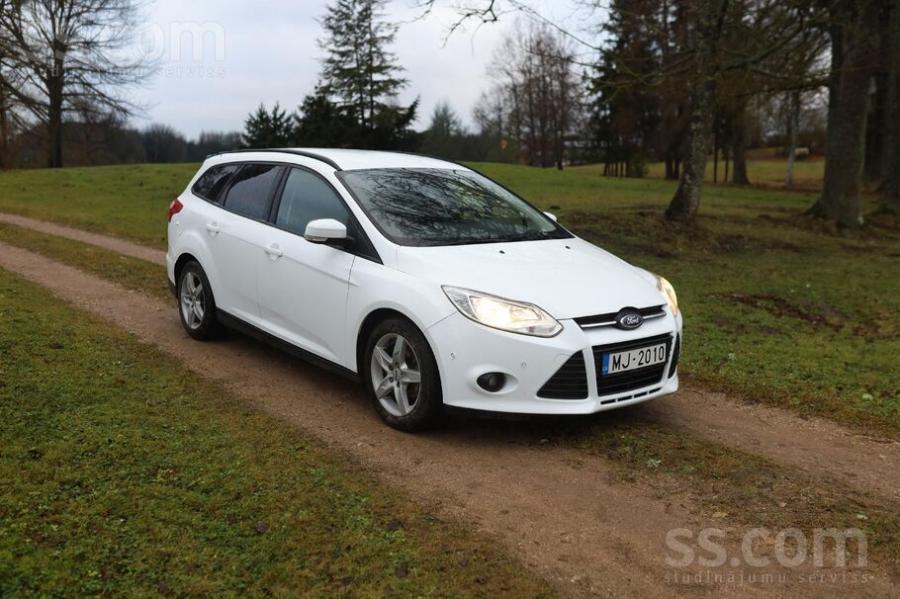 Balts Ford Focus 2014 Gulbene, ar dzinēja tilpumu 1.60 L un nobraukumu 301 tūkst. km par 2250 €, foto 1 vietnē AUTOMOTO.COM.LV