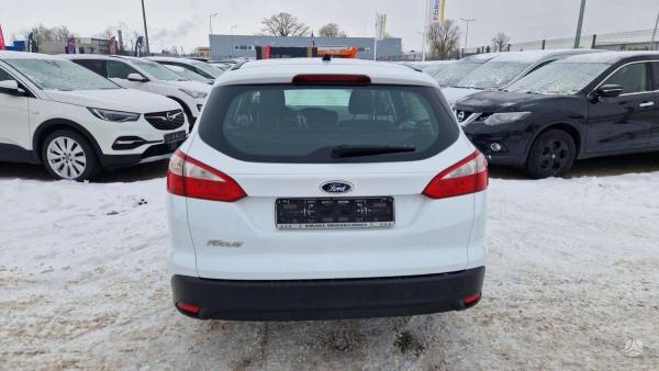 Balts Ford Focus 2014 Marijampole, ar dzinēja tilpumu 1.60 L un nobraukumu 138 tūkst. km par 4190 €, foto 10 vietnē AUTOMOTO.COM.LV