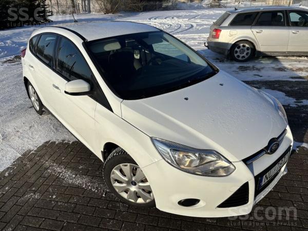 Balts Ford Focus 2014 Bauska, ar dzinēja tilpumu 1.60 L un nobraukumu 240 tūkst. km par 3600 €, foto 7 vietnē AUTOMOTO.COM.LV