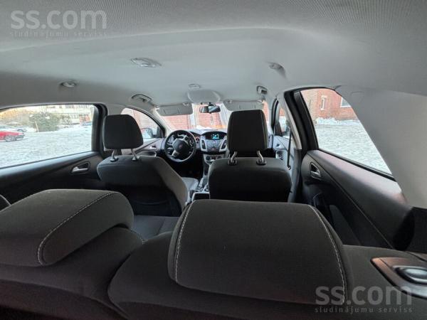 Balts Ford Focus 2014 Bauska, ar dzinēja tilpumu 1.60 L un nobraukumu 240 tūkst. km par 3600 €, foto 9 vietnē AUTOMOTO.COM.LV