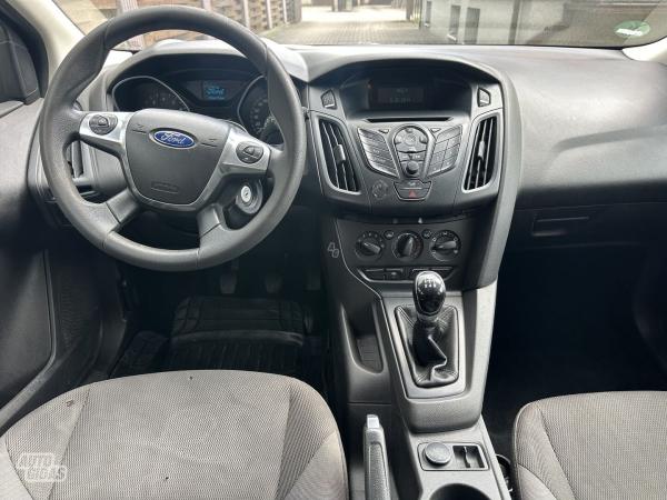 White Ford Focus 2014 in Prienai, with an engine capacity of 1.00 L and mileage of 200 thousand km for 1600 €, photo 5 on AUTOMOTO.COM.LV