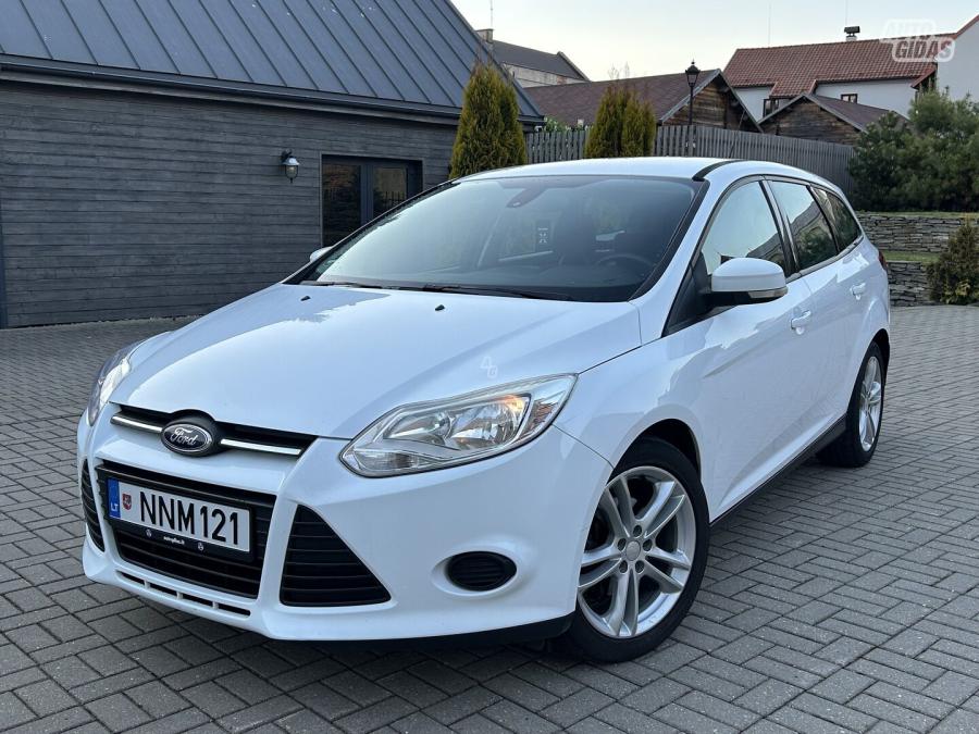 Balts Ford Focus 2014 Viļņa, ar dzinēja tilpumu 1.60 L un nobraukumu 270 tūkst. km par 3700 €, foto 1 vietnē AUTOMOTO.COM.LV