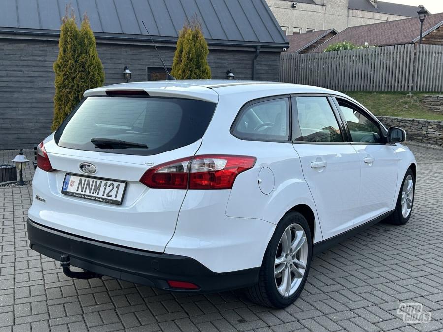 Balts Ford Focus 2014 Viļņa, ar dzinēja tilpumu 1.60 L un nobraukumu 270 tūkst. km par 3700 €, foto 8 vietnē AUTOMOTO.COM.LV