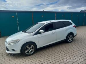 Balts Ford Focus 2014 Rīga, ar dzinēja tilpumu 1.60 L un nobraukumu 573 tūkst. km par 2250 €, foto 11 vietnē AUTOMOTO.COM.LV