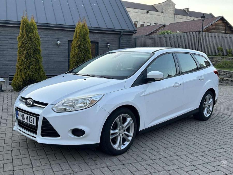 Balts Ford Focus 2014 Kėdainiai, ar dzinēja tilpumu 1.56 L un nobraukumu 270 tūkst. km par 3400 €, foto 4 vietnē AUTOMOTO.COM.LV