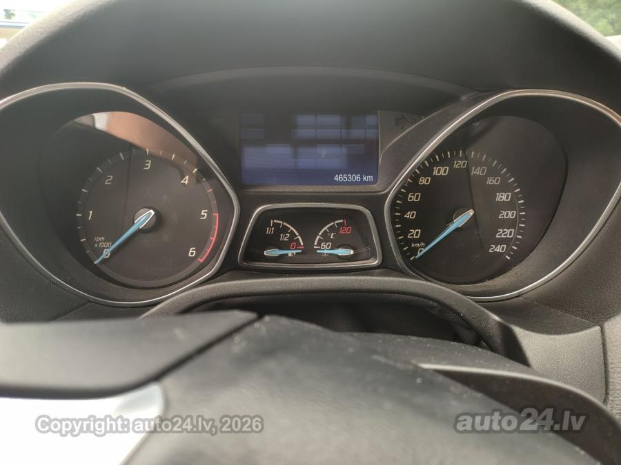 Balts Ford Focus 2014 Tallina, ar dzinēja tilpumu 1.60 L un nobraukumu 463 tūkst. km par 3500 €, foto 5 vietnē AUTOMOTO.COM.LV