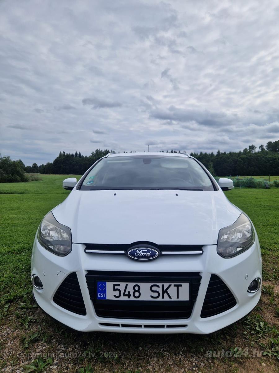 White Ford Focus 2014 in Tallinn, with an engine capacity of 1.60 L and mileage of 270 thousand km for 3999 €, photo 4 on AUTOMOTO.COM.LV