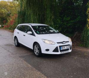 Ford Focus 2014 Kauņa vietnē Balts Ford Focus 2014 Kauņa, ar dzinēja tilpumu 1.00 L un nobraukumu 130 tūkst. km par 2650 €, foto 1 vietnē AUTOMOTO.COM.LV