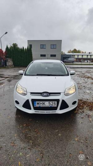 Balts Ford Focus 2014 Kauņa, ar dzinēja tilpumu 1.00 L un nobraukumu 130 tūkst. km par 2650 €, foto 9 vietnē AUTOMOTO.COM.LV
