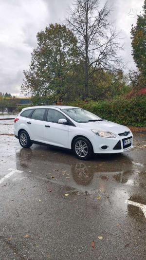 Balts Ford Focus 2014 Kauņa, ar dzinēja tilpumu 1.00 L un nobraukumu 130 tūkst. km par 2650 €, foto 10 vietnē AUTOMOTO.COM.LV