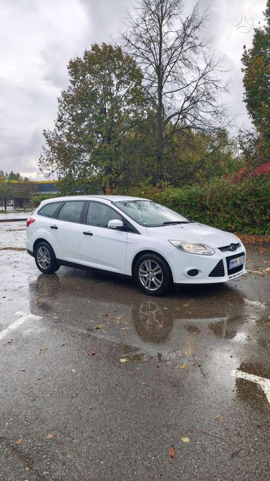Balts Ford Focus 2014 Kauņa, ar dzinēja tilpumu 1.00 L un nobraukumu 130 tūkst. km par 2650 €, foto 10 vietnē AUTOMOTO.COM.LV