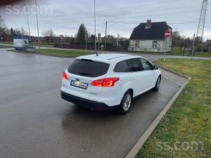 Balts Ford Focus 2015 Jelgava, ar dzinēja tilpumu 2.00 L un nobraukumu 276 tūkst. km par 7550 €, foto 2 vietnē AUTOMOTO.COM.LV