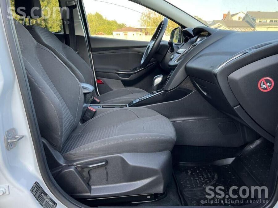 Balts Ford Focus 2015 Jelgava, ar dzinēja tilpumu 2.00 L un nobraukumu 276 tūkst. km par 7550 €, foto 16 vietnē AUTOMOTO.COM.LV