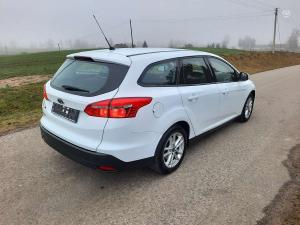 Balts Ford Focus 2015 Alīta, ar dzinēja tilpumu 1.60 L un nobraukumu 164 tūkst. km par 4350 €, foto 6 vietnē AUTOMOTO.COM.LV